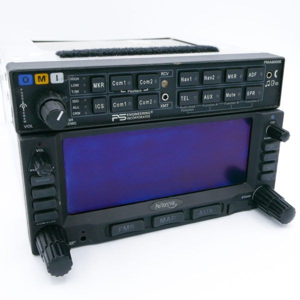 Avionics Set - Avidyne IFD440 / PMA8000 B Audio - Steel Aviation